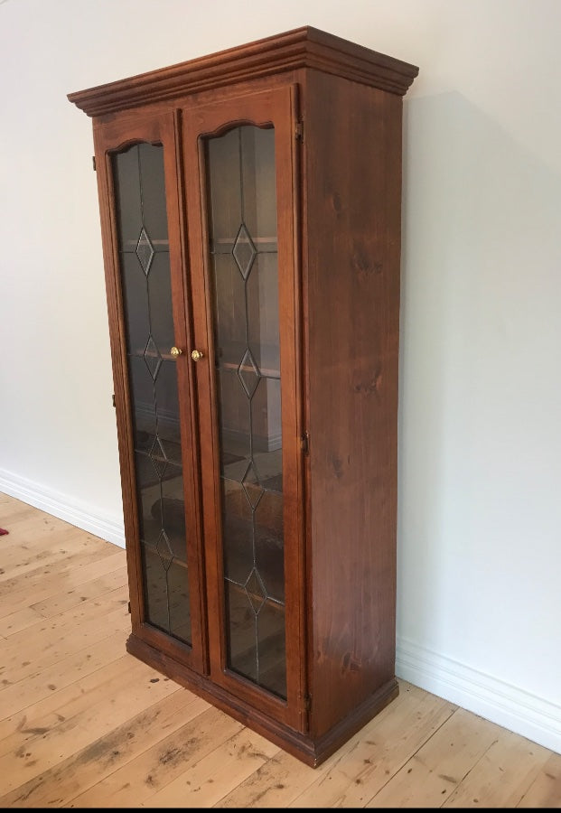 Reproduction Display Cabinet – Coburg Hill Antiques